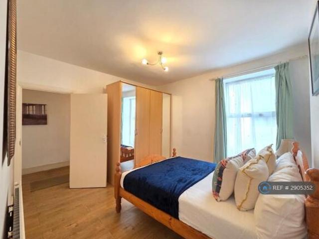 1 bedroom flat for rent in Leytonstone, London, E11
