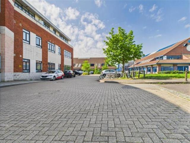 1 bedroom flat for rent in Lime Tree Way, Chineham, Basingstoke, RG24