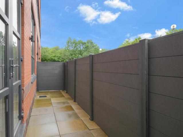 1 bedroom flat for rent in *LIMITED OFFER: £450.00 RENT CONTRIBUTION Sunrise Parkway, Milton Keynes, MK14