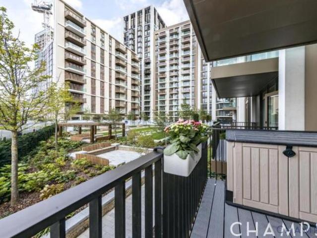 1 bedroom flat for rent in Lincoln Apartments, Fountain Park Way, London, W12