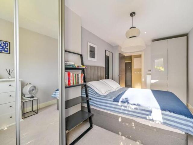 1 bedroom flat for rent in Lion Wharf Road, Old Isleworth, TW7