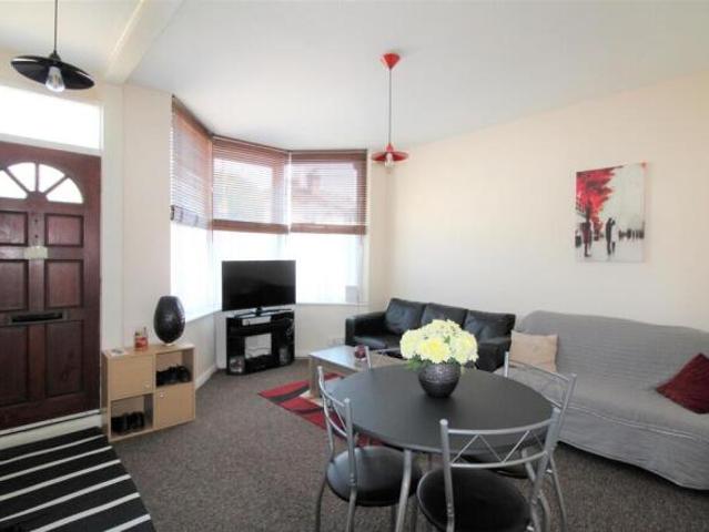 1 bedroom flat for rent in Lichfield Grove, London, N3