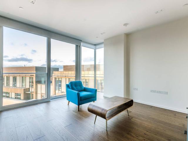 1 Bedroom Flat for Rent in Lillie Square | Foxtons