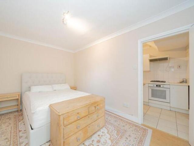 1 bedroom flat for rent in Lillie Road, London, SW6