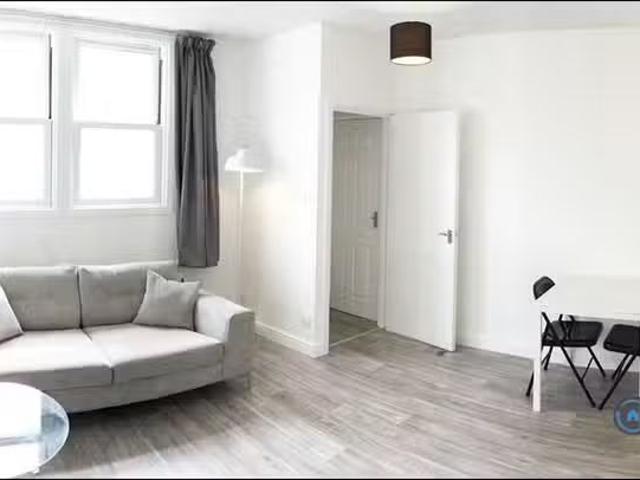 1 bedroom flat for rent in Little Stanhope Street, Bath, BA1
