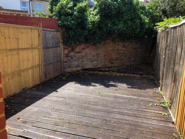 1 bedroom flat for rent in Liverpool Road, Reading, RG1