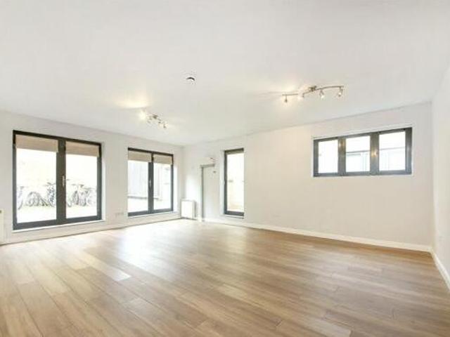 1 Bedroom Flat For Rent In London