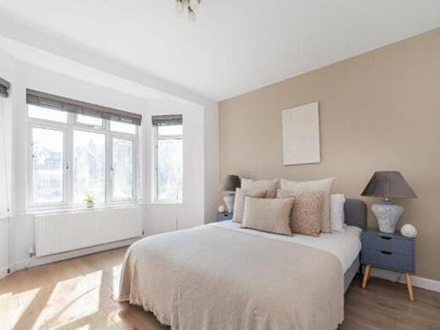 1 Bedroom Flat For Rent In London