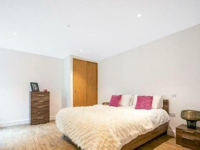 1 Bedroom Flat For Rent In London