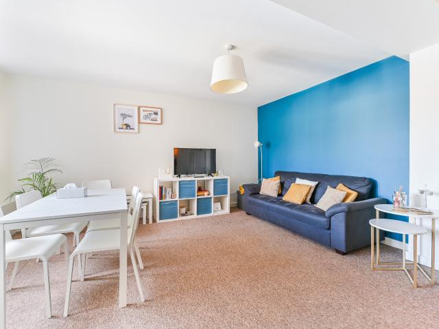 1 Bedroom Flat for Rent in London Road, | Foxtons