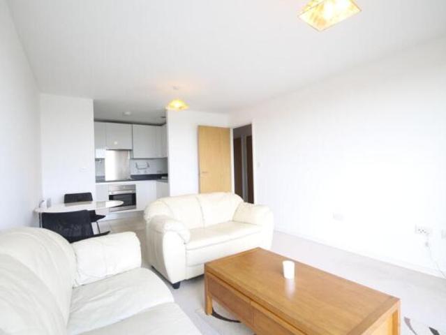 1 bedroom flat for rent in London Road, Isleworth, TW7
