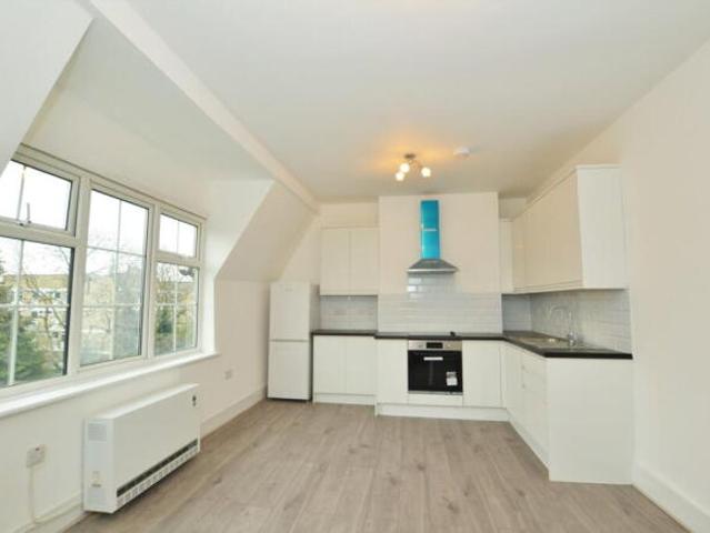 1 bedroom flat for rent in London Road, Isleworth, TW7