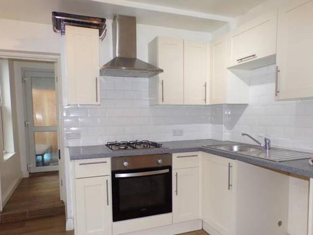 1 bedroom flat for rent in London Road ME2