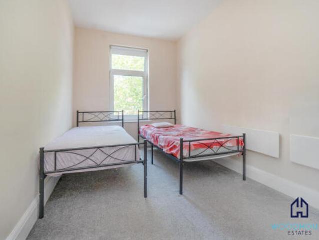 1 bedroom flat for rent in London Road, Norbury, Croydon, London, SW16