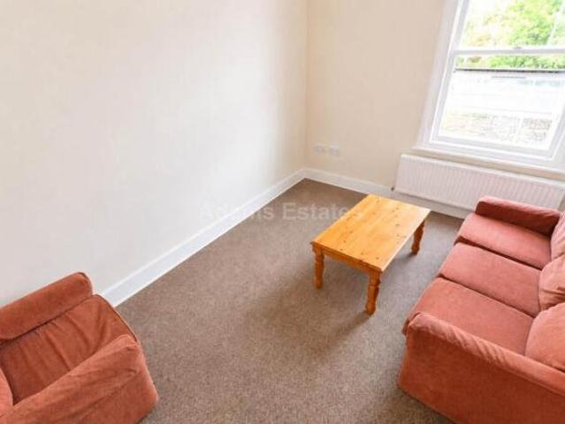 1 bedroom flat for rent in London Road, Reading, RG1