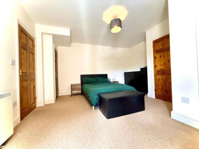 1 bedroom flat for rent in London Road, Southborough, TN4