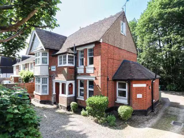 1 bedroom flat for rent in London Road, St Albans, Hertfordshi.