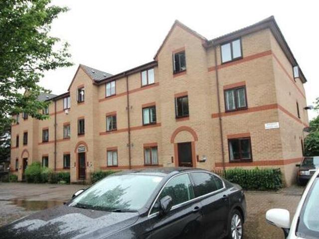 1 Bedroom Flat For Rent In Longbridge Road
