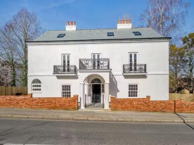 1 bedroom flat for rent in Lower Turk Street, Alton, Hampshire.