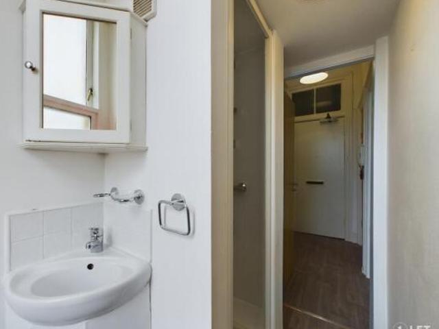 1 bedroom flat for rent in Lower Granton Road, Trinity, Edinburgh, EH5