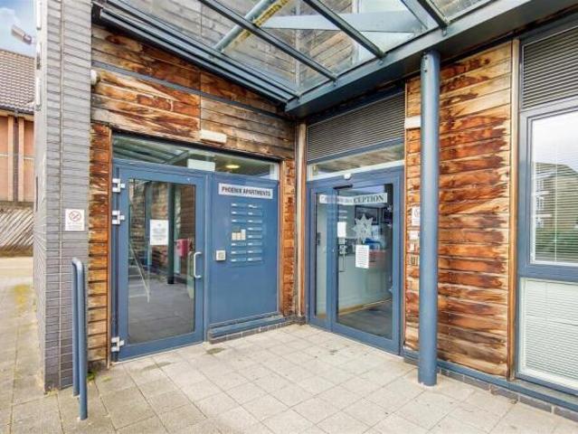 1 bedroom flat for rent in Lower High Street, WATFORD, WD17