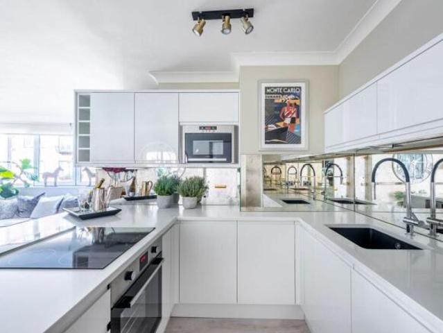 1 bedroom flat for rent in Lower Sloane Street, Chelsea, London, SW1W