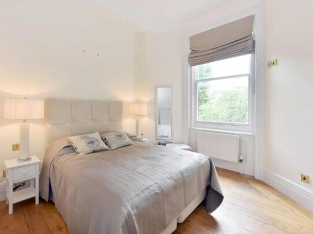 1 bedroom flat for rent in Lower Sloane Street, Chelsea, London, SW1W