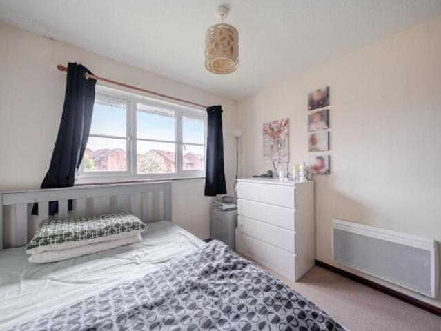 1 bedroom flat for rent in Lowry Crescent, Mitcham, CR4