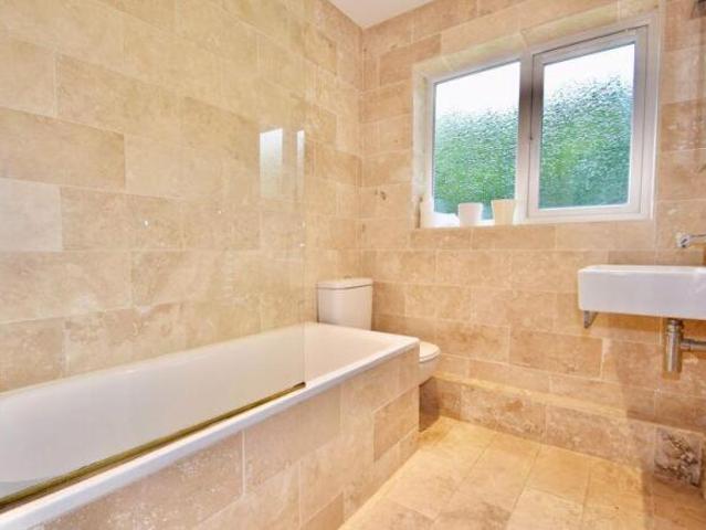 1 bedroom flat for rent in Lulworth Crescent, Mitcham, CR4