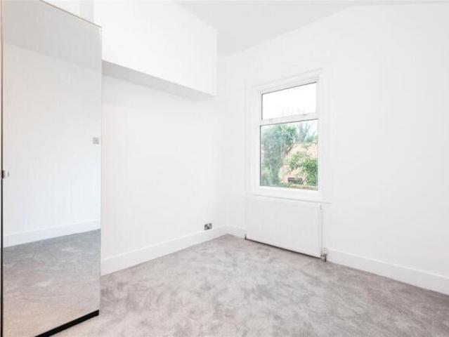 1 bedroom flat for rent in Lynmouth Road, Walthamstow, London, E17