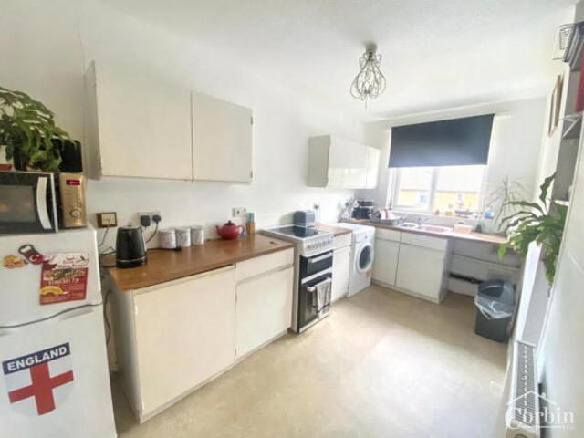 1 bedroom flat for rent in Lydford Gardens, Bournemouth, BH11 8, BH11