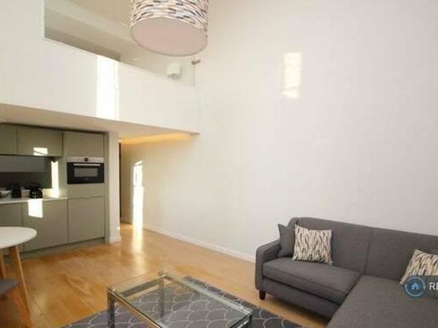 1 bedroom flat for rent in Mcdonald Road Edinburgh EH7