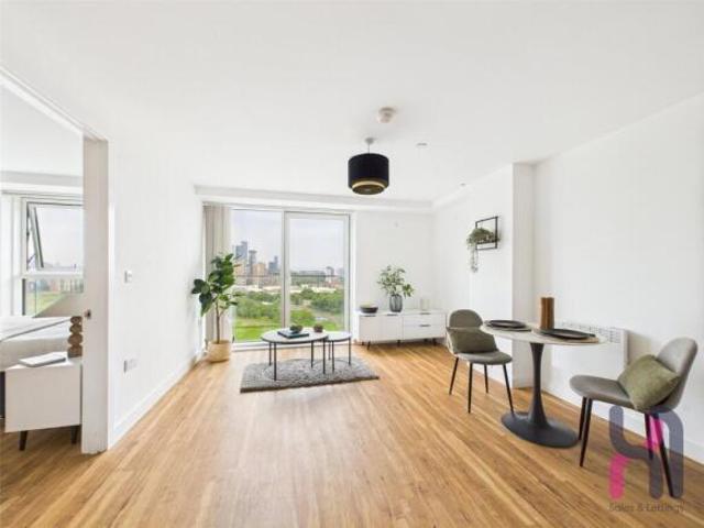 1 bedroom flat for rent in Manchester Waters, 5 Pomona Strand, Old Trafford, M16
