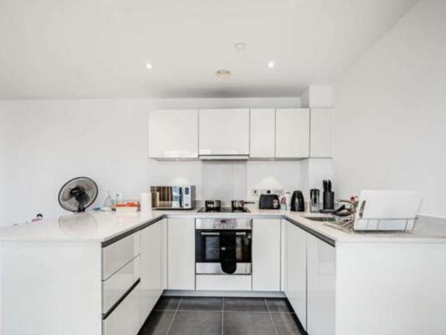 1 Bedroom Flat For Rent In Manor House, London