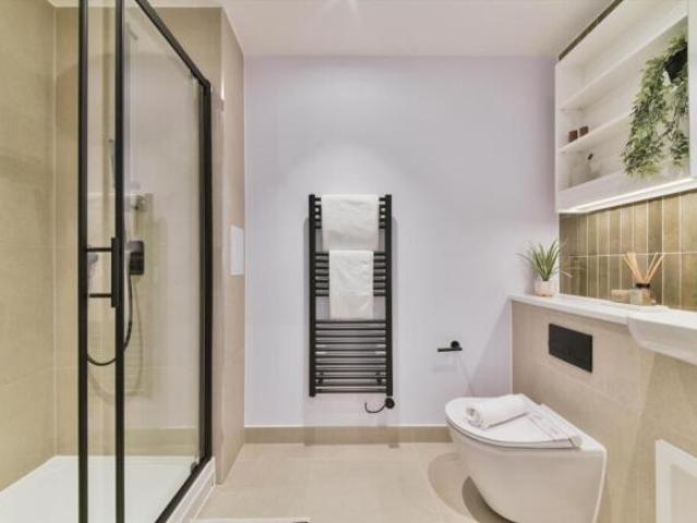 1 bedroom flat for rent in Manor Place, London, SE17