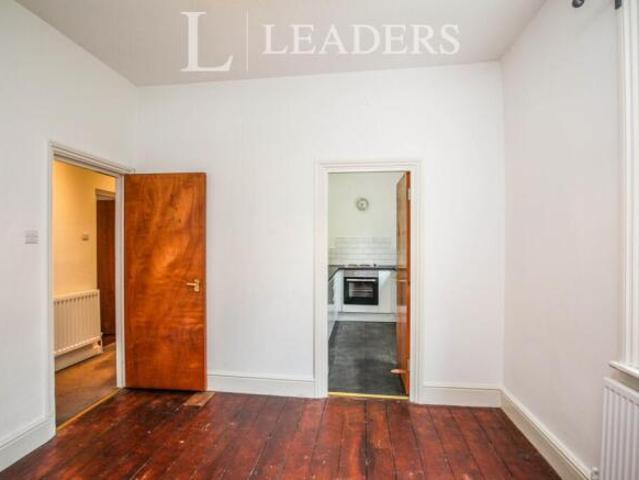 1 bedroom flat for rent in Manor Road, Beckenham, BR3