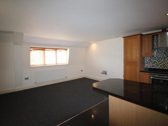 1 bedroom flat for rent in Mansion Street, Margate, Kent, CT9