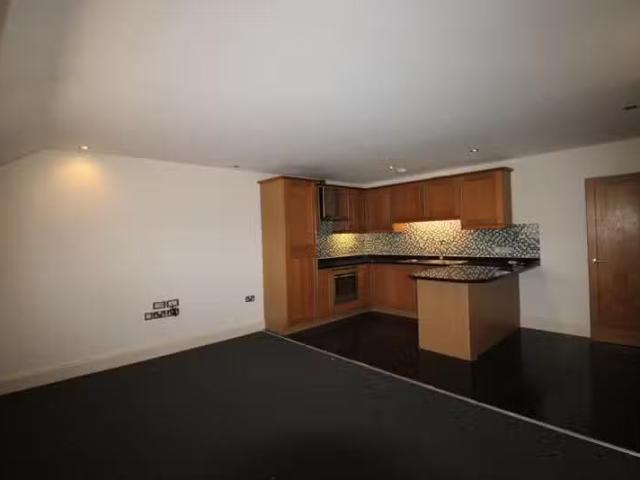 1 bedroom flat for rent in Mansion Street, Margate, Kent, CT9