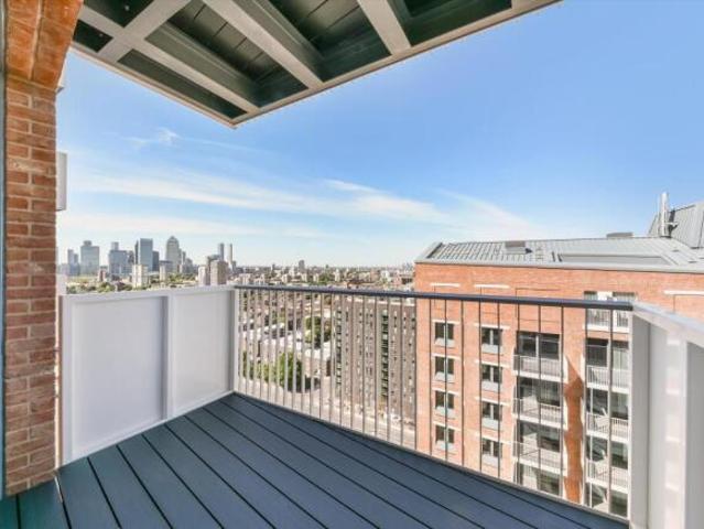 1 bedroom flat for rent in Makers Yard, London, E3