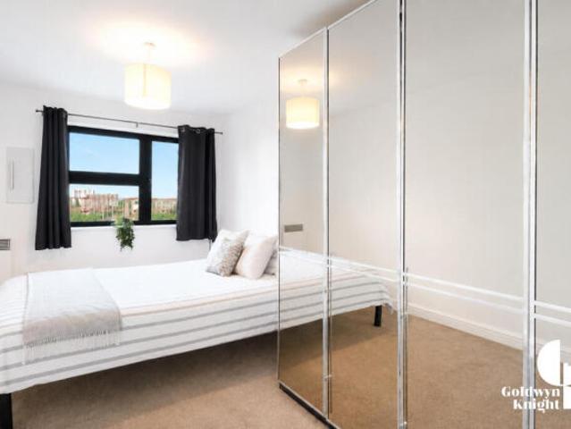 1 bedroom flat for rent in Maltings Close, London, E3