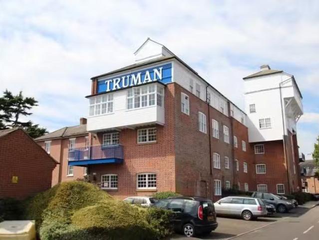 1 bedroom flat for rent in Maltings Park, Colchester Road, Col.