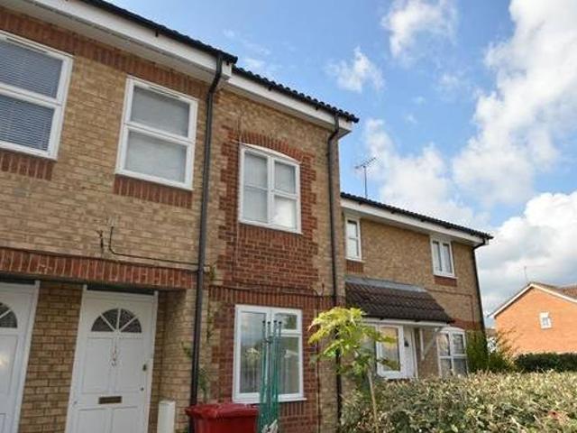 1 bedroom flat for rent in Maplin Park Langley SL3