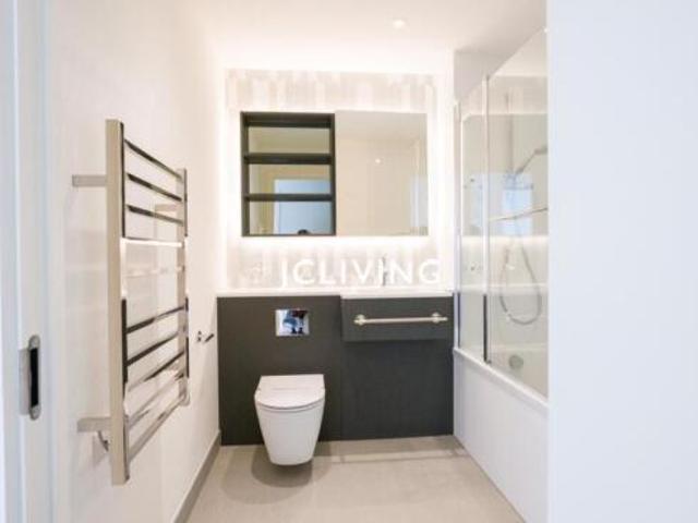1 bedroom flat for rent in Mary Neuner Road, London, N8