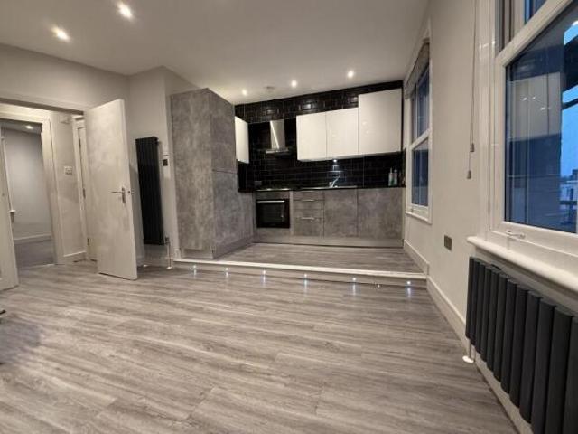 1 bedroom flat for rent in Mare Street, London, E8