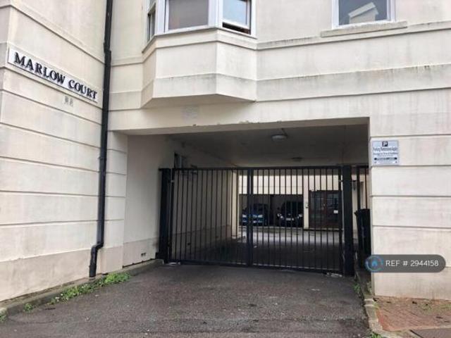 1 bedroom flat for rent in Marlow Court, Brighton, BN2