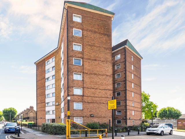1 Bedroom Flat for Rent in Marlow Road | Foxtons