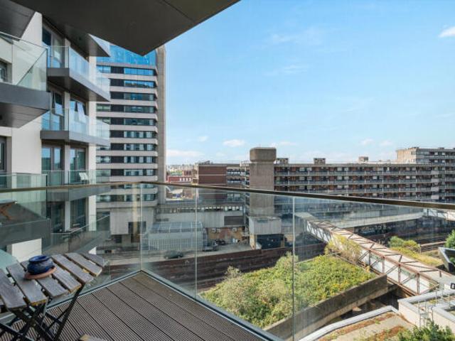 1 bedroom flat for rent in Marquis House, W6
