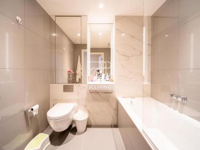 1 bedroom flat for rent in Marsh Wall, London, E14