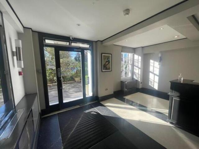1 bedroom flat for rent in Matlock Court, Kensington Park Road, London, W11