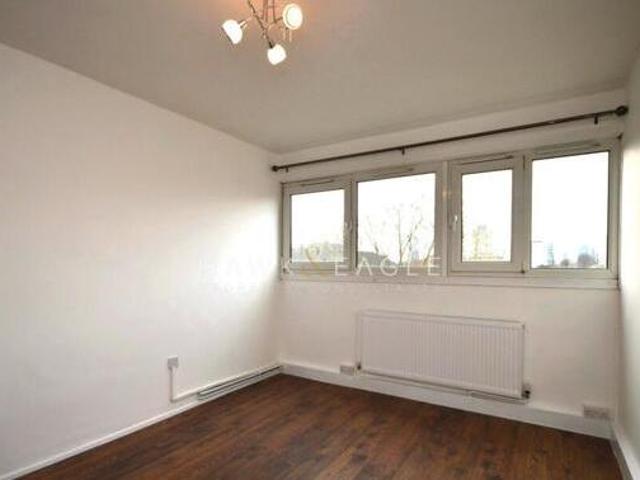 1 Bedroom Flat For Rent In Maud Road, London